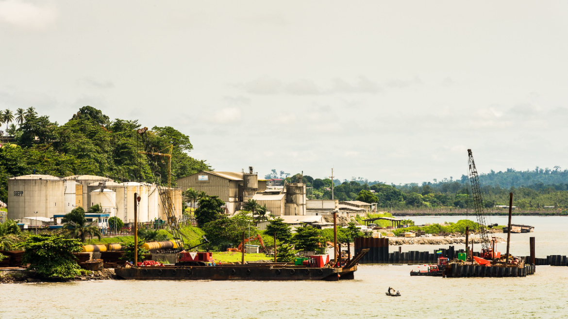 Libreville’s shrinking mangroves leave Gabon’s capital prone to floods ...