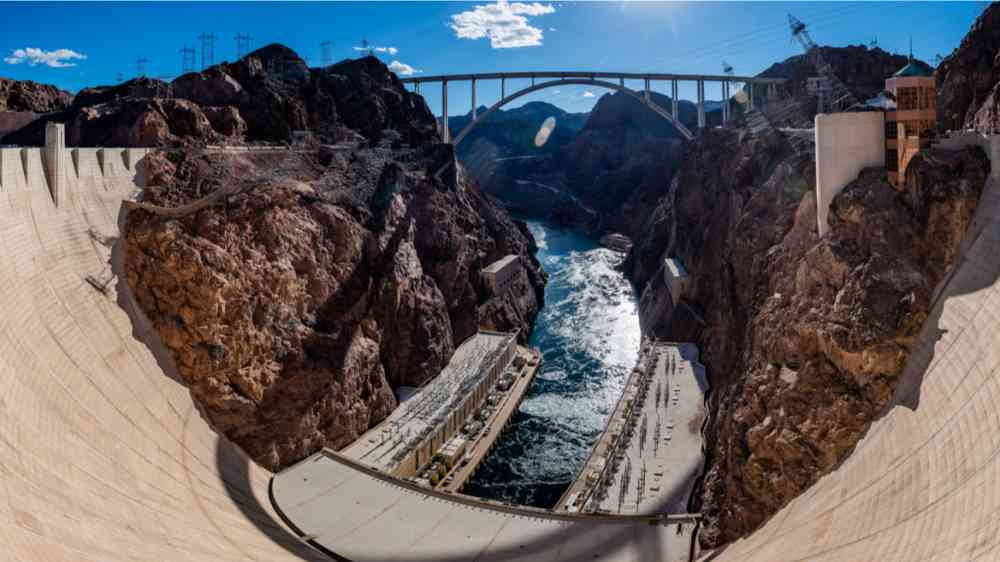 USA: California dam-failure risk: Managing low-probability hazards ...
